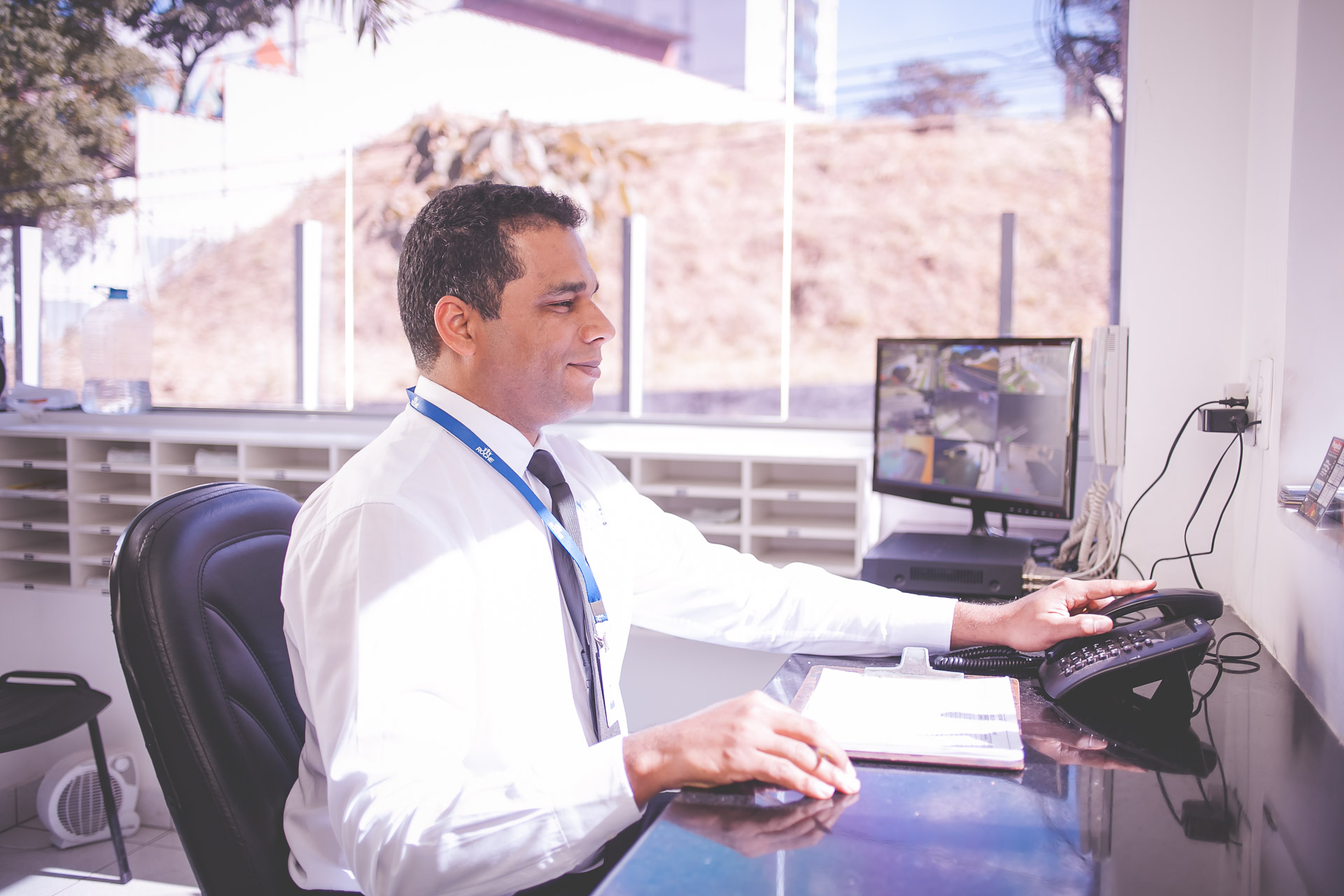 Função do Porteiro: O Que Deve ou Não Fazer no Condomínio